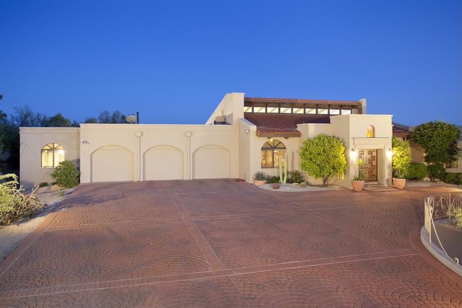 60 Residential Garage Door Designs (Pictures)