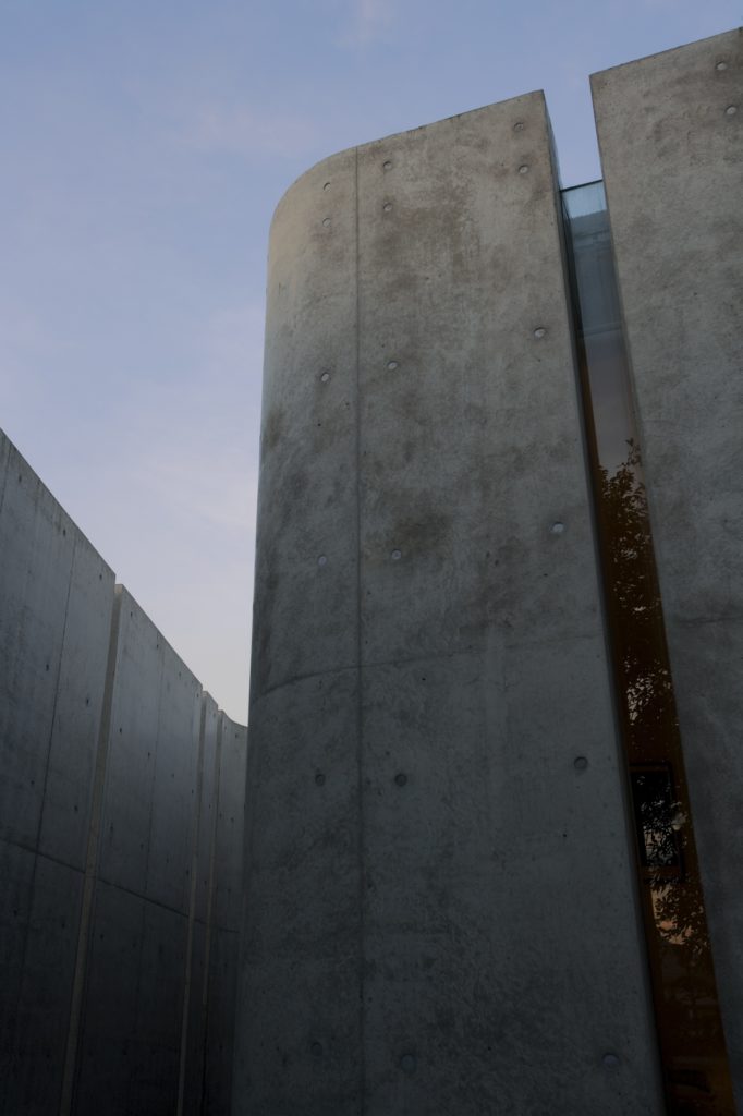 Concrete Slit House by Eastern Design Office