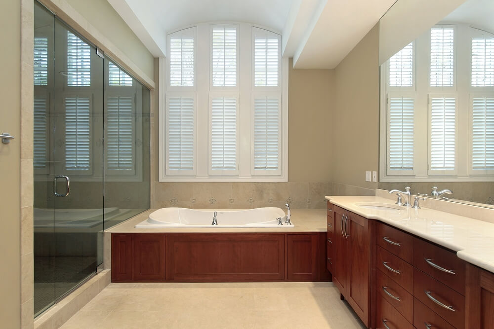 52 Master Bathroom Designs with Beautiful Woodwork