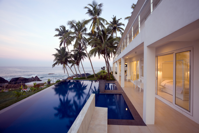 47 Incredible Infinity Pool Designs (Stunning Photos)