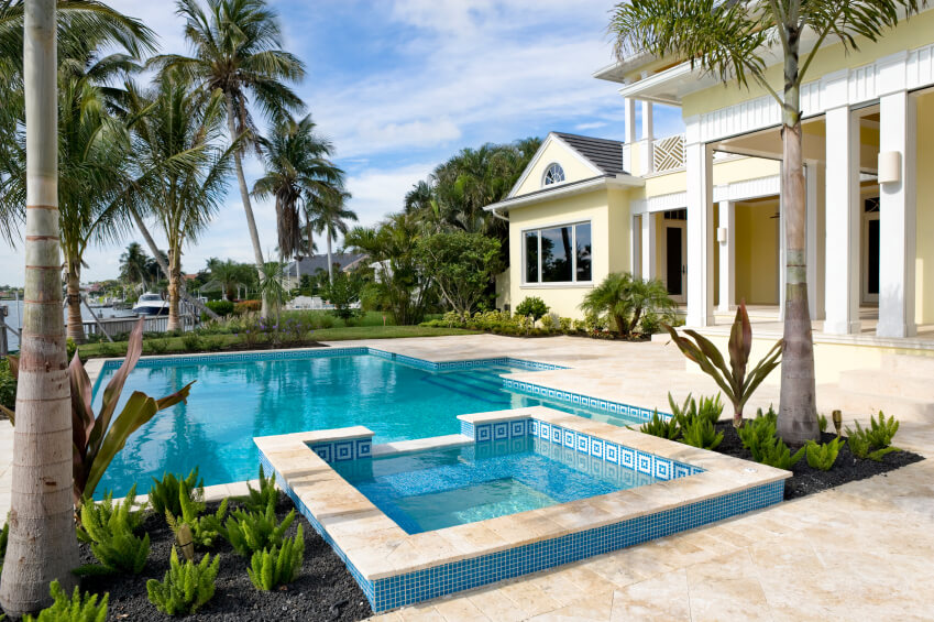 50 Upscale Backyard Outdoor In-Ground Swimming Pools