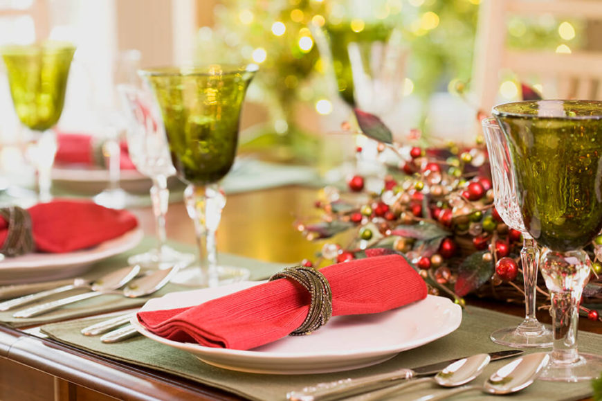 44 Fancy Table Setting Ideas for Dinner Parties and Holidays
