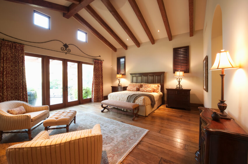 21 Stunning Master Bedrooms with Couches or Loveseats - Home Stratosphere 21 Stunning Master Bedrooms with Couches or Loveseats - Home Stratosphere